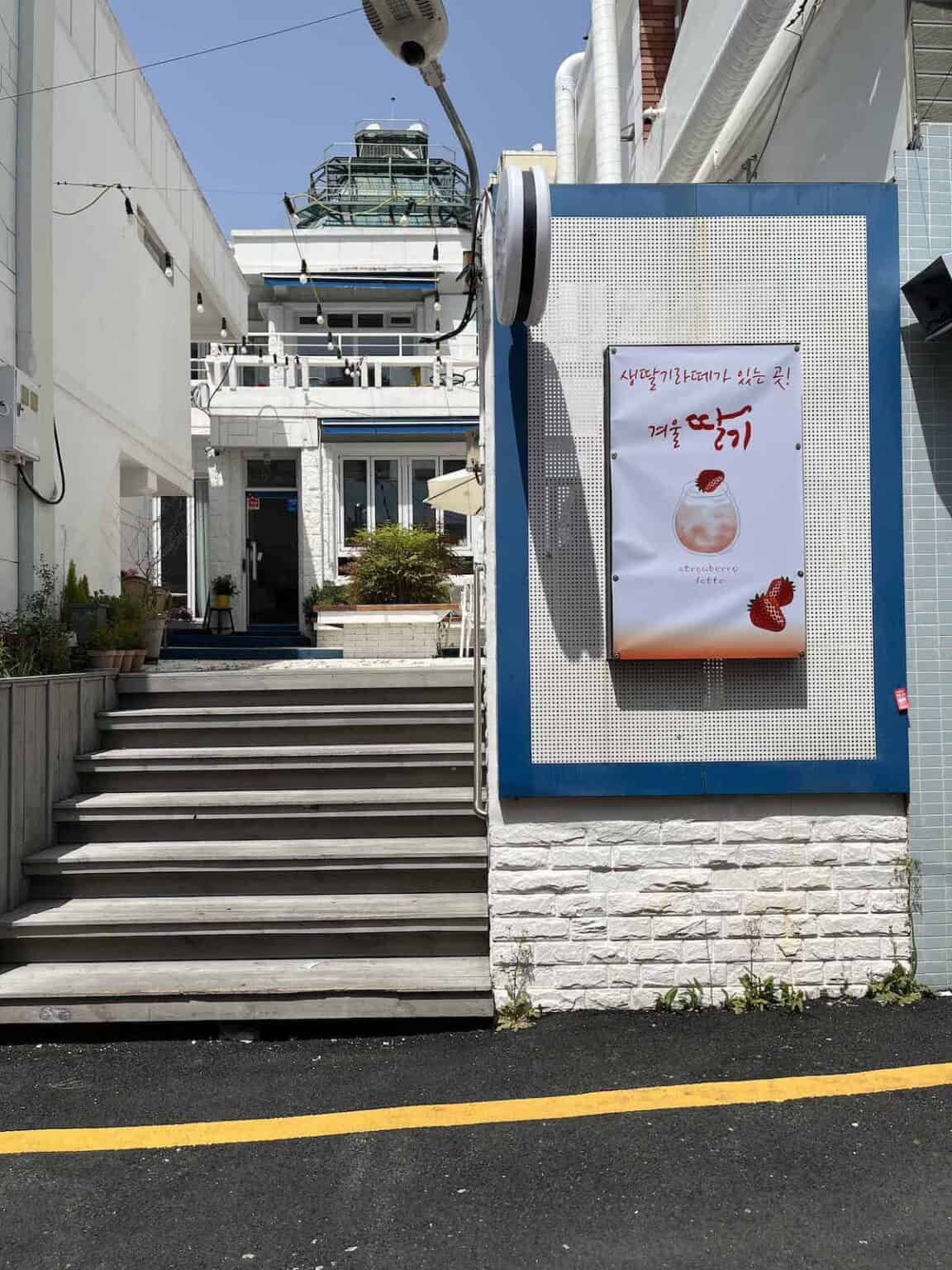 Jeonpo Cafe Street: best thing to do in Seomyeon, Busan ...