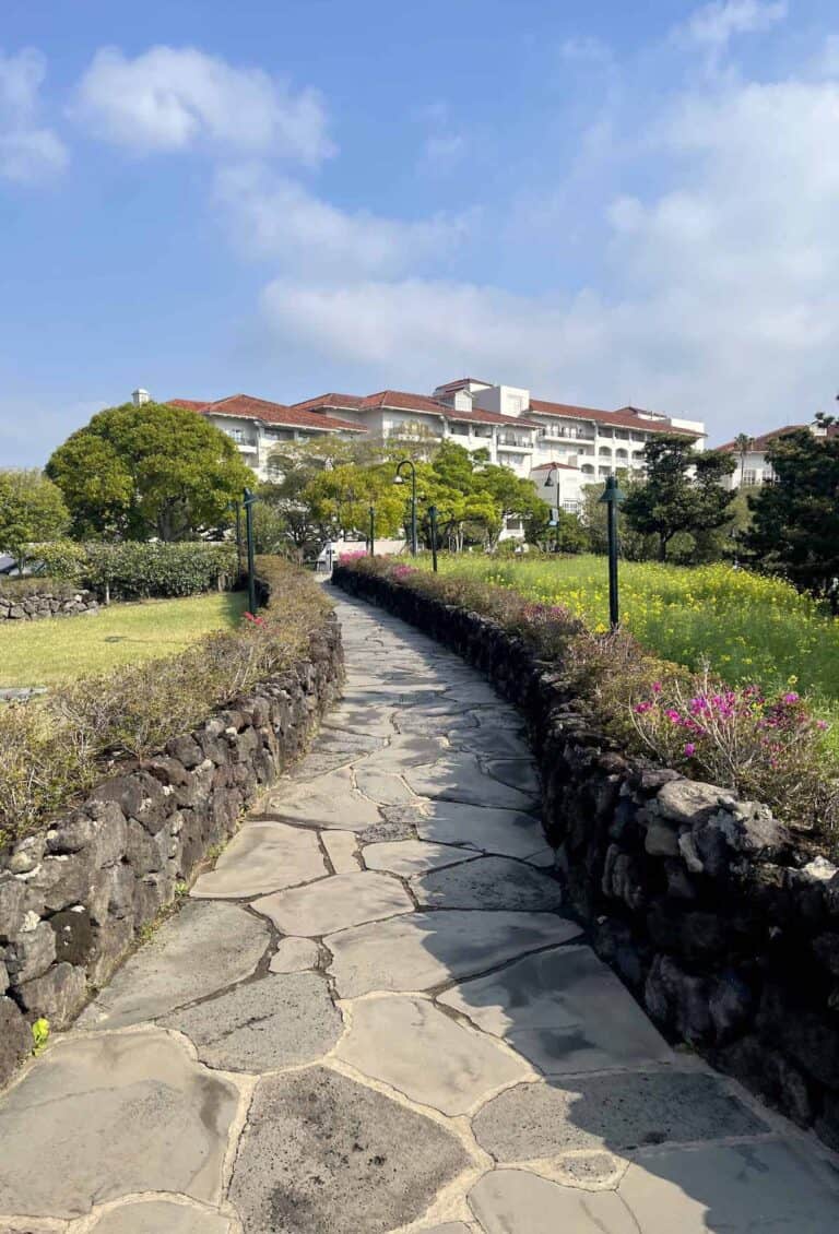 Best Places to Live in South Korea 2025 - alovelettertoasia.com