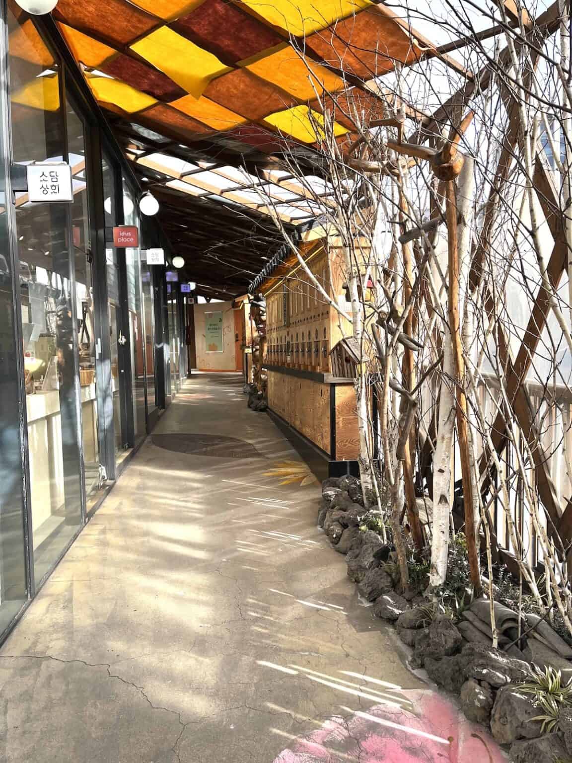 Seoul in June - alovelettertoasia.com