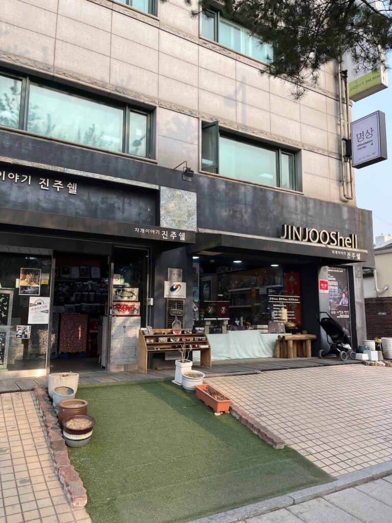 Seoul Crafts: Korean Mother of Pearl Class (najeonchilgi ...