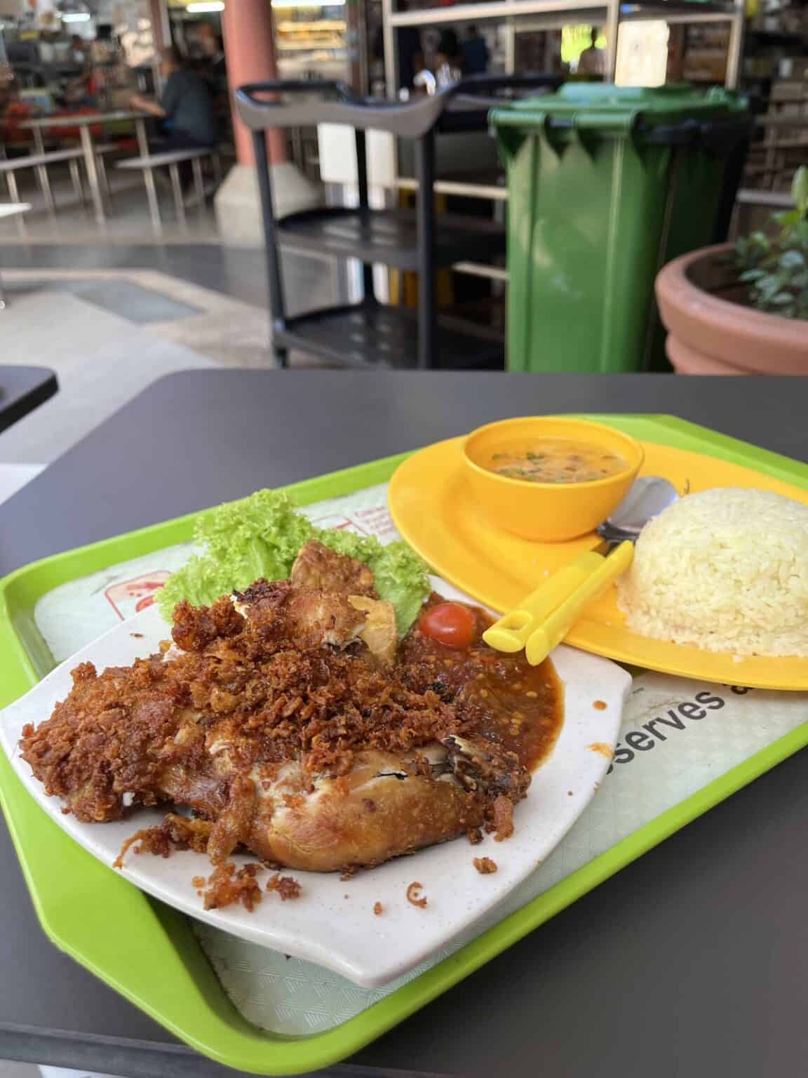 45 Street Foods You Can't Miss in Singapore - alovelettertoasia.com
